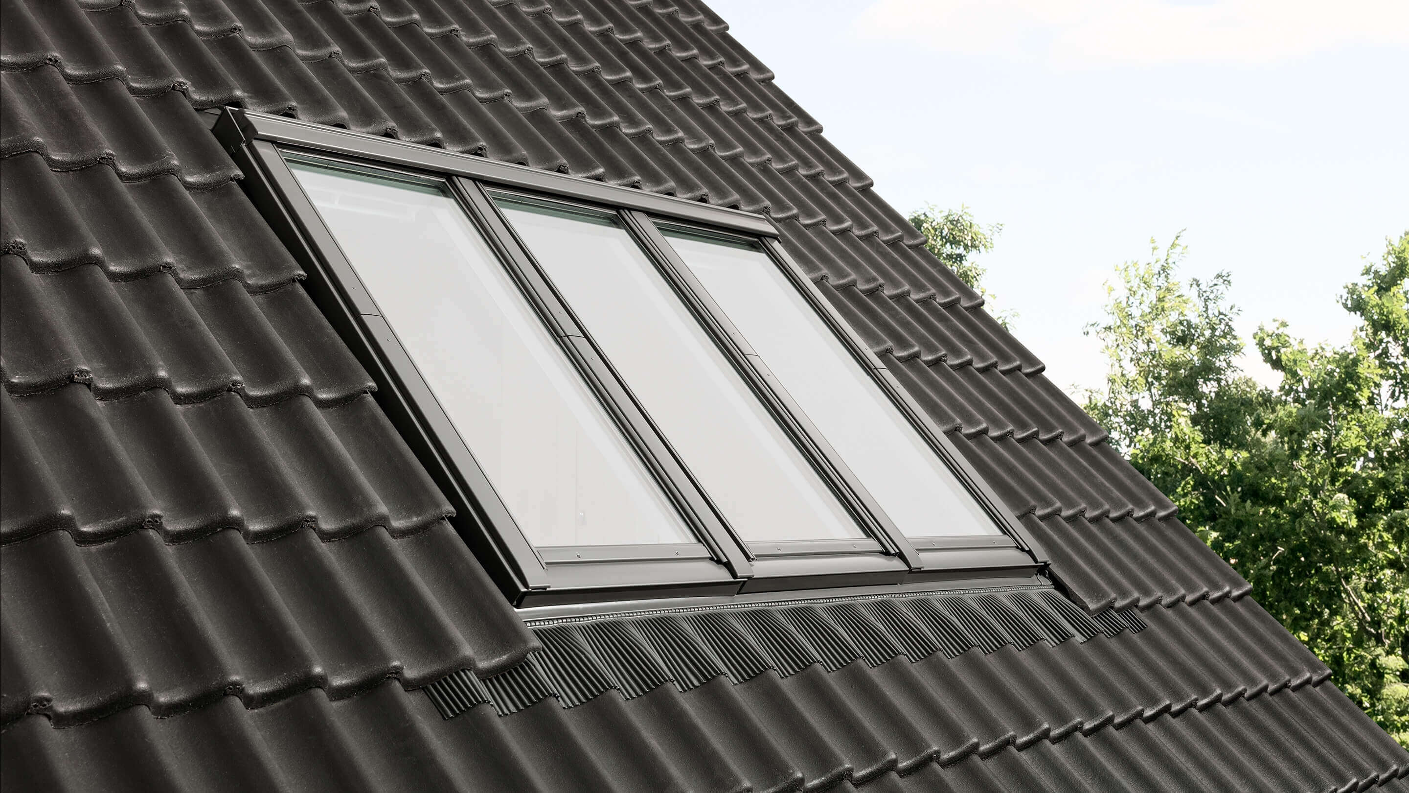 VELUX Windows | Roof windows for light-filled rooms